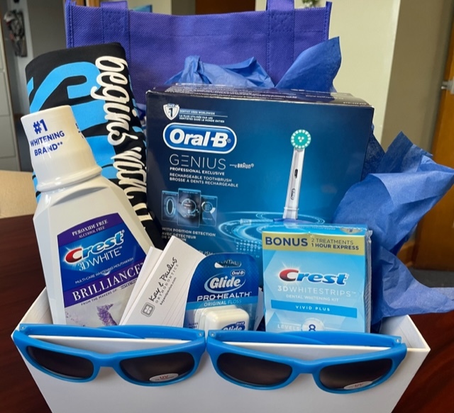 Kay & Paulus Electric Toothbrush Basket - Toledo Christian 2023 Auction